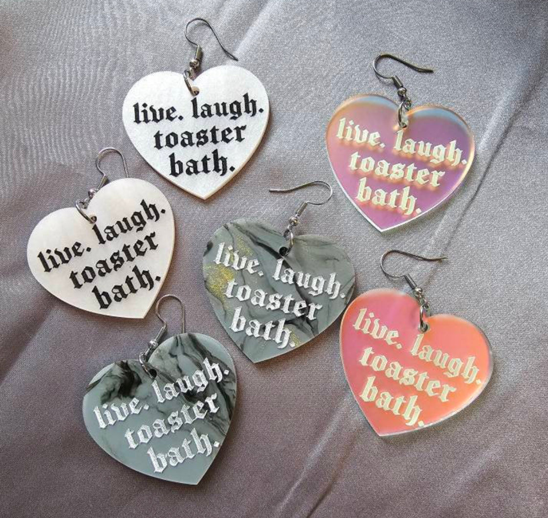 Live Laugh Toaster Bath Laser Cut Acrylic Earrings – The Vintage Carousel